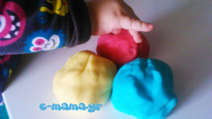 Φτιάξε σπιτική πλαστελίνη ή αλλιώς Playdough - e-mama